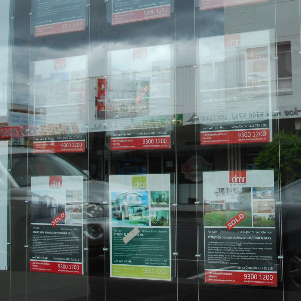 Signage Display Systems - A4 Acrylic Frame & Cable Kits